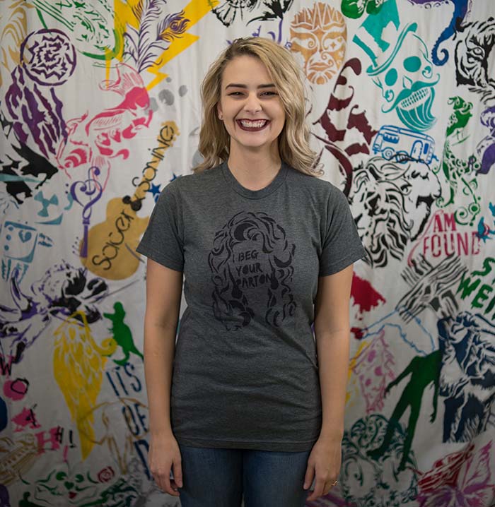 I Beg Your Parton Unisex Crew Neck T-shirt – Sacer and Savive